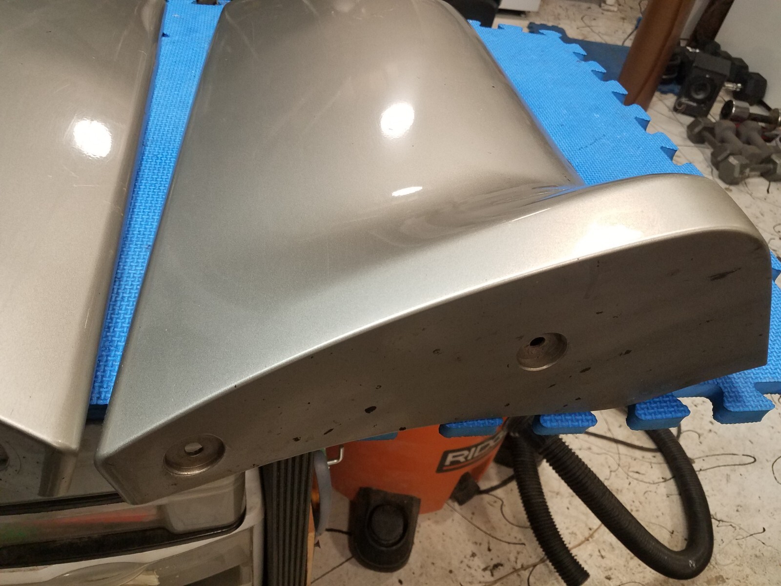 2001 - 2006 GMC Yukon Denali XL Lower Rear Quarter Moldings Trim PAIR R ...