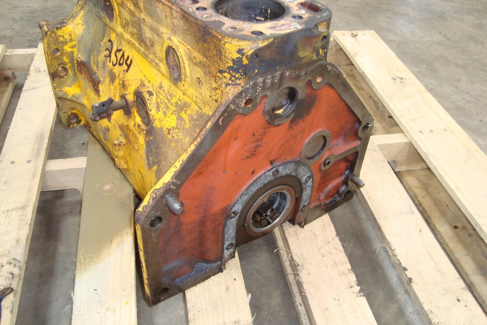 International IH 2504 Gas Tractor Engine Block 375597R1 C153 | eBay