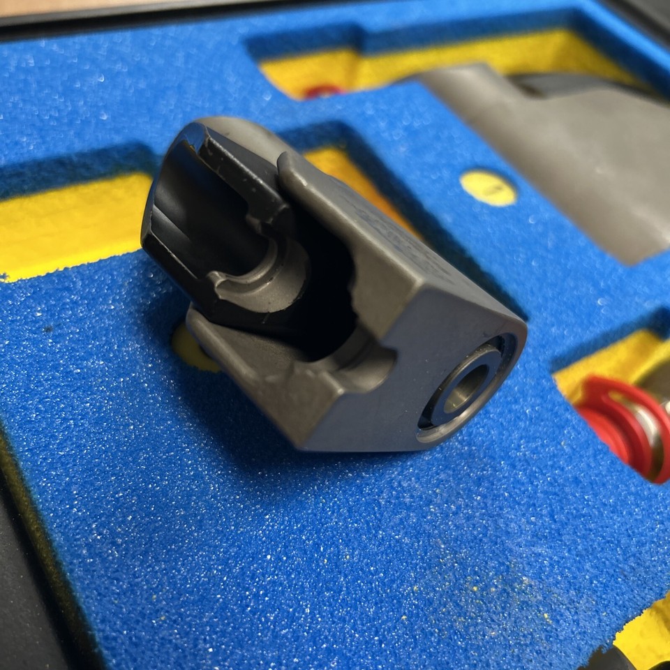 DEUTSCH DMC PERMASWAGE SWAGING TOOL Rynglok Fitting Installation Kit ...