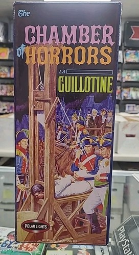 Polar Lights "Chamber of Horrors La GUILLOTINE" Plastic Model Kit ...