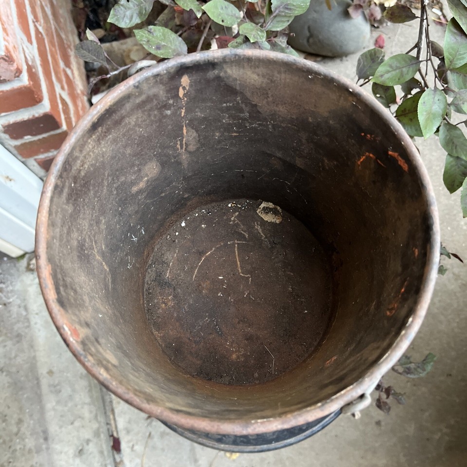 Vintage Pure Red Lead 25 lb. Black Can by The National Lead Co Bucket ...
