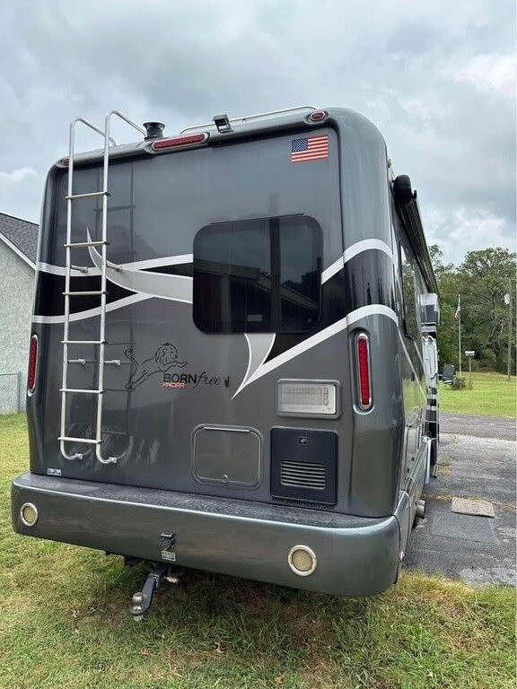 2016 Born Free Royal Splendor Class C 105,744 Miles 29' Generator Stock ...