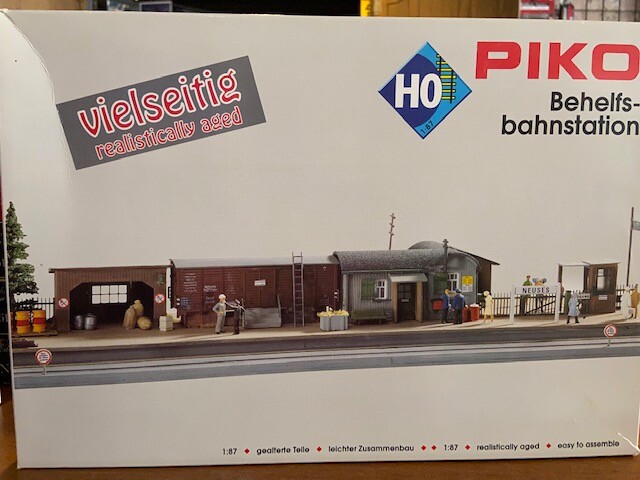 PIKO HO Scale Suburban Station Building 61112 for sale online | eBay