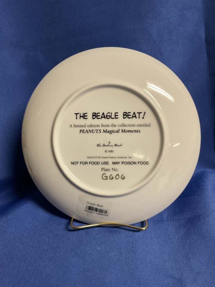 Danbury Mint Snoopy, PEANUTS plate, The Beagle Beat, G606 | eBay
