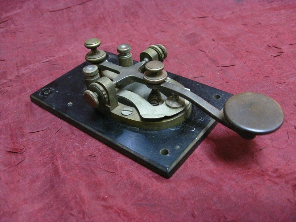 J-38 US Army WWII Signal Corps Telegraph key morse code ham radio brass ...