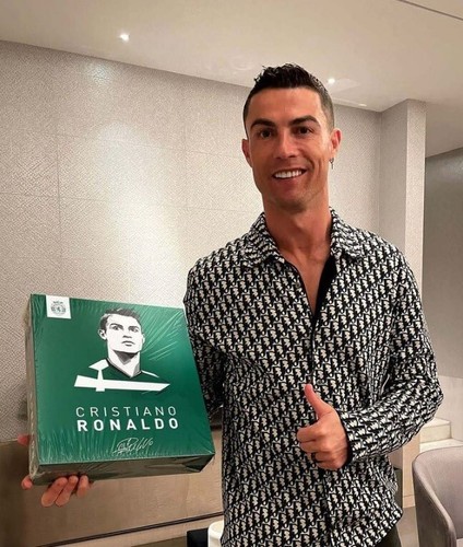 Cristiano Ronaldo Box Limited Edition 21st Anniversary Jersey Sporting ...