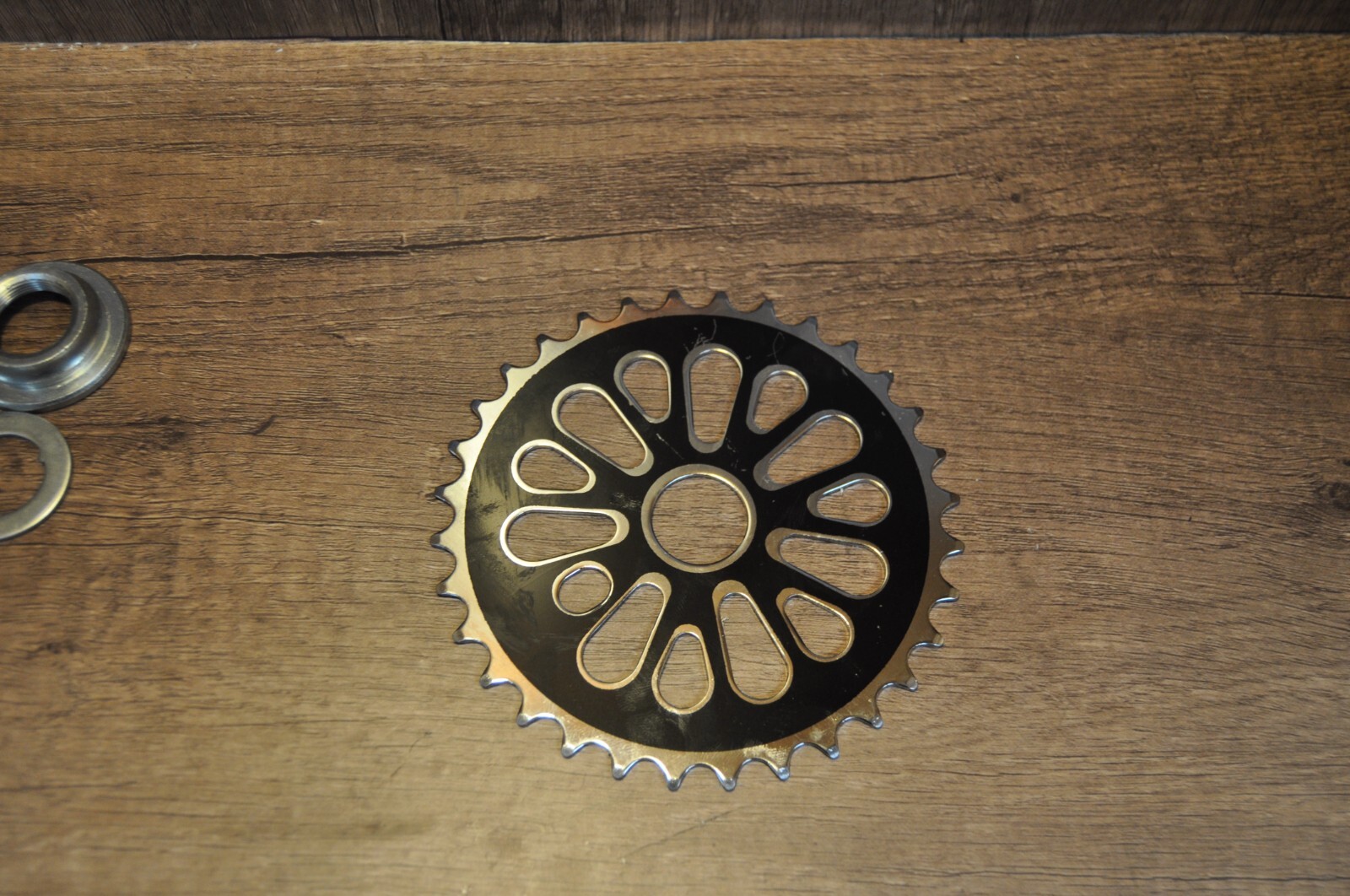 20 Mongoose, Kent 32T BMX Crankset One Piece Bike Crank set bearings ...