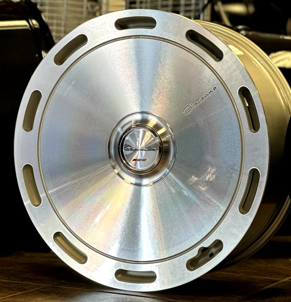 22'' inch Giovanna Amur Silver Machine Wheels S550 S63 GLE X5 X6 A7 A8 ...