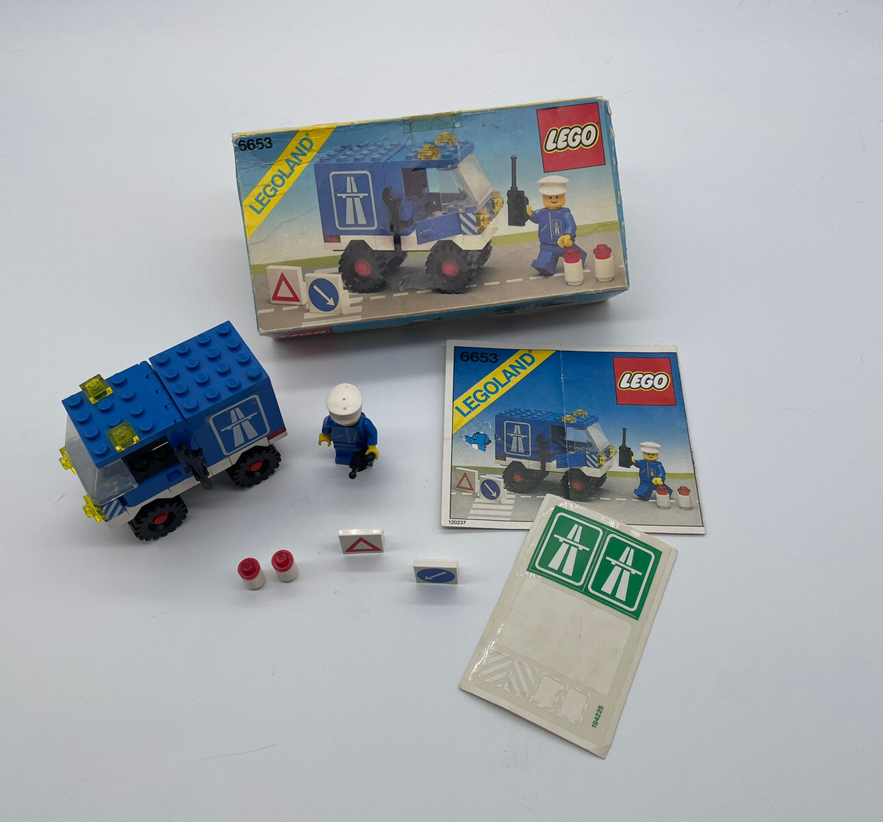 LEGO set 6653 Complete in Box 1982 . Classic Highway Emergency Van | eBay