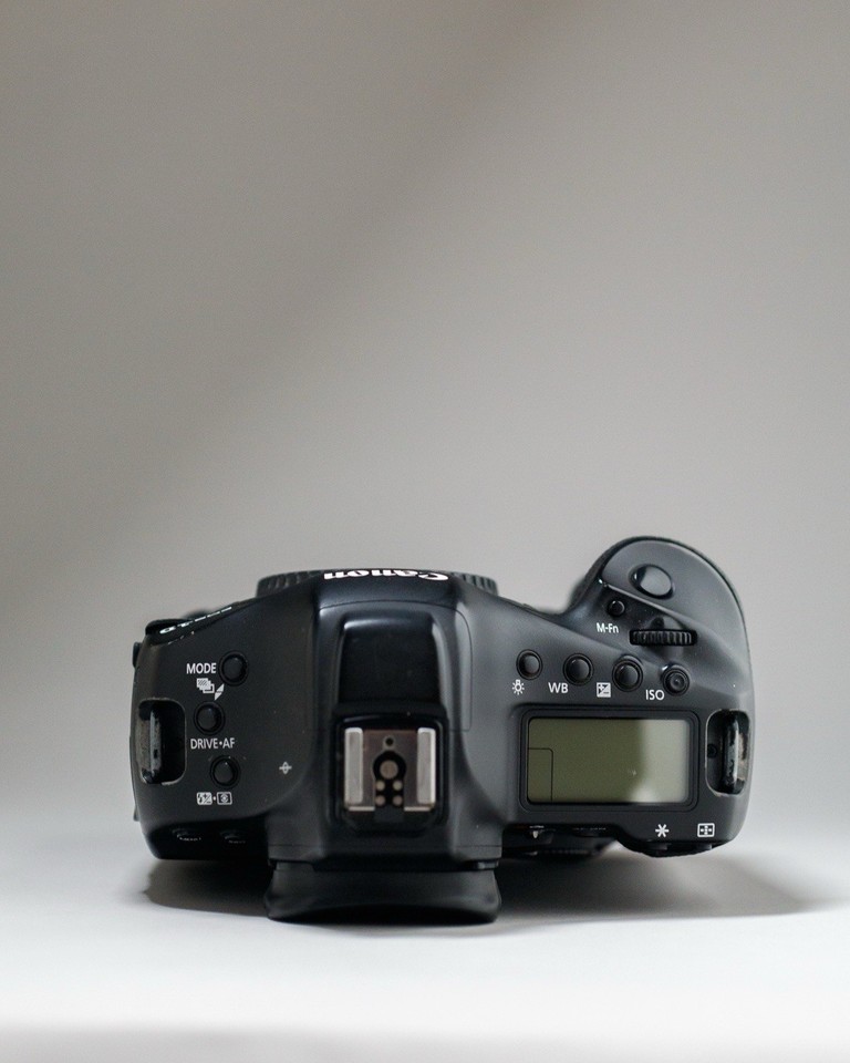 Canon EOS 1DX 1D X Mark II 20.2 MP Camera - 184k Clicks + 128gb CFast ...