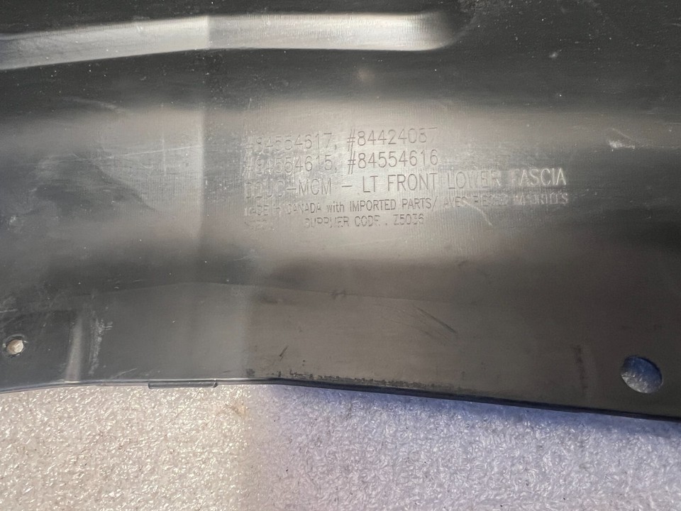 NEW OEM 2022-2024 EQUINOX LT FRONT LOWER BUMPER W/ MOLDING W/SENSOR ...