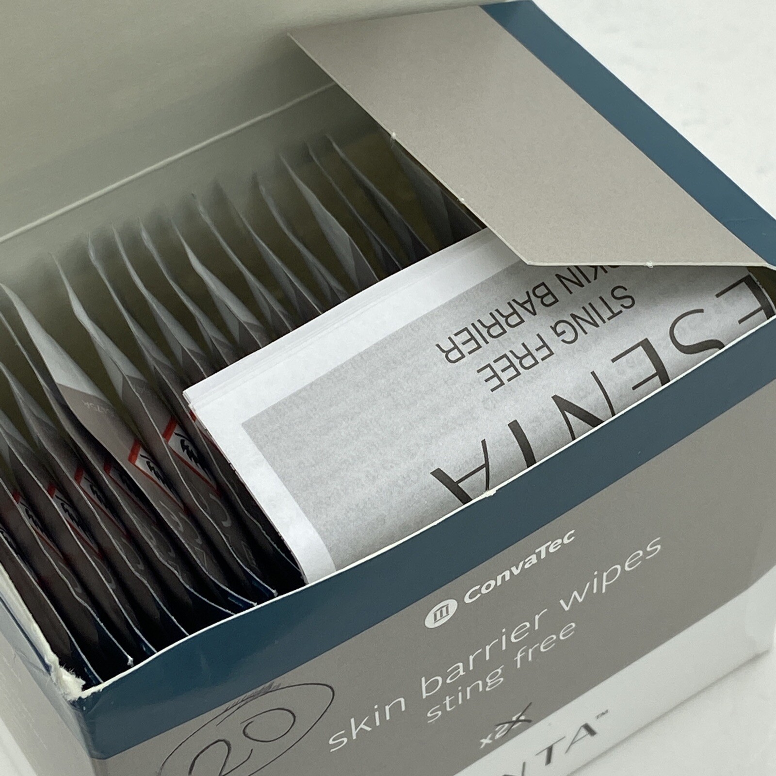 Buy 20) ConvaTec ESENTA skin barrier wipes Sting Free OSTOMY Ref 423392 ...