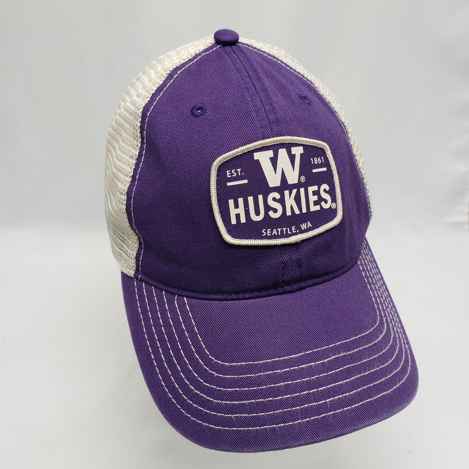 University of Washington Huskies Captivating Headwear Snapback Trucker ...