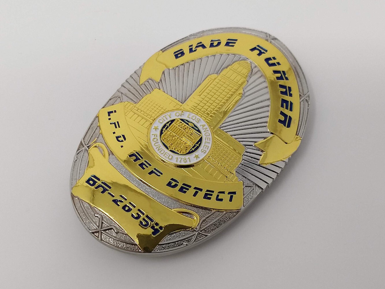 Blade Runner Police Badge Replica 1/1 Scale 9cm x 6cm Rick Deckard New ...