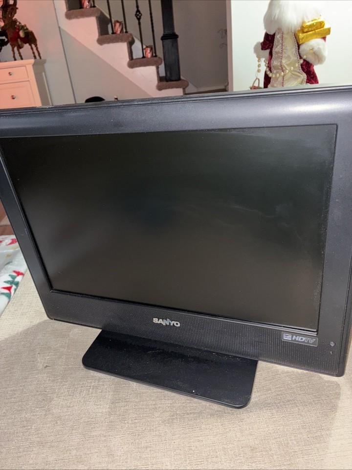 Sanyo 19" LCD HD TV DP19657 No Remote. | eBay