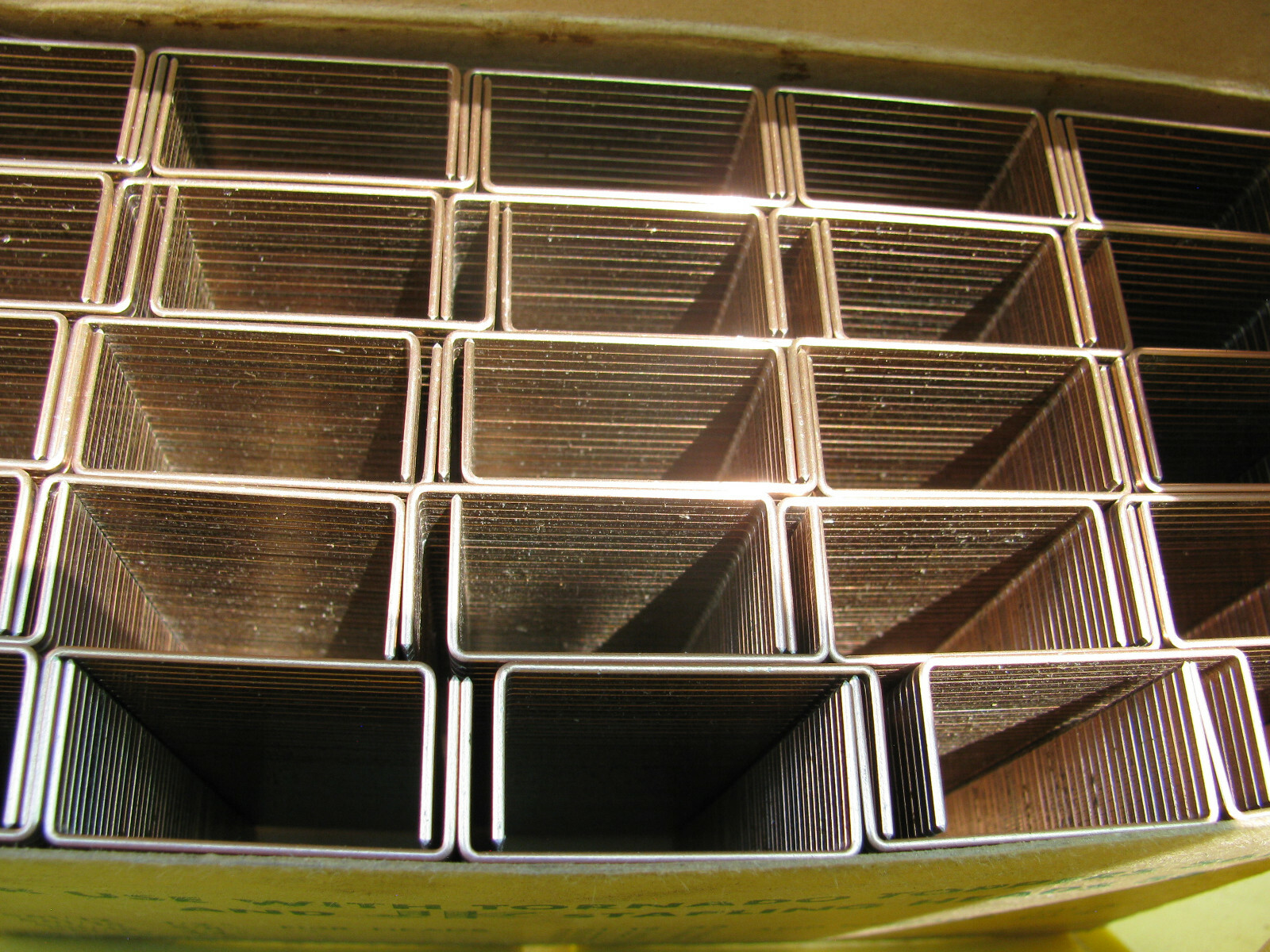 2500 Kihlberg Sweden Made 5/8" STAPLES Tornado Toppers 561, JK Stapling ...