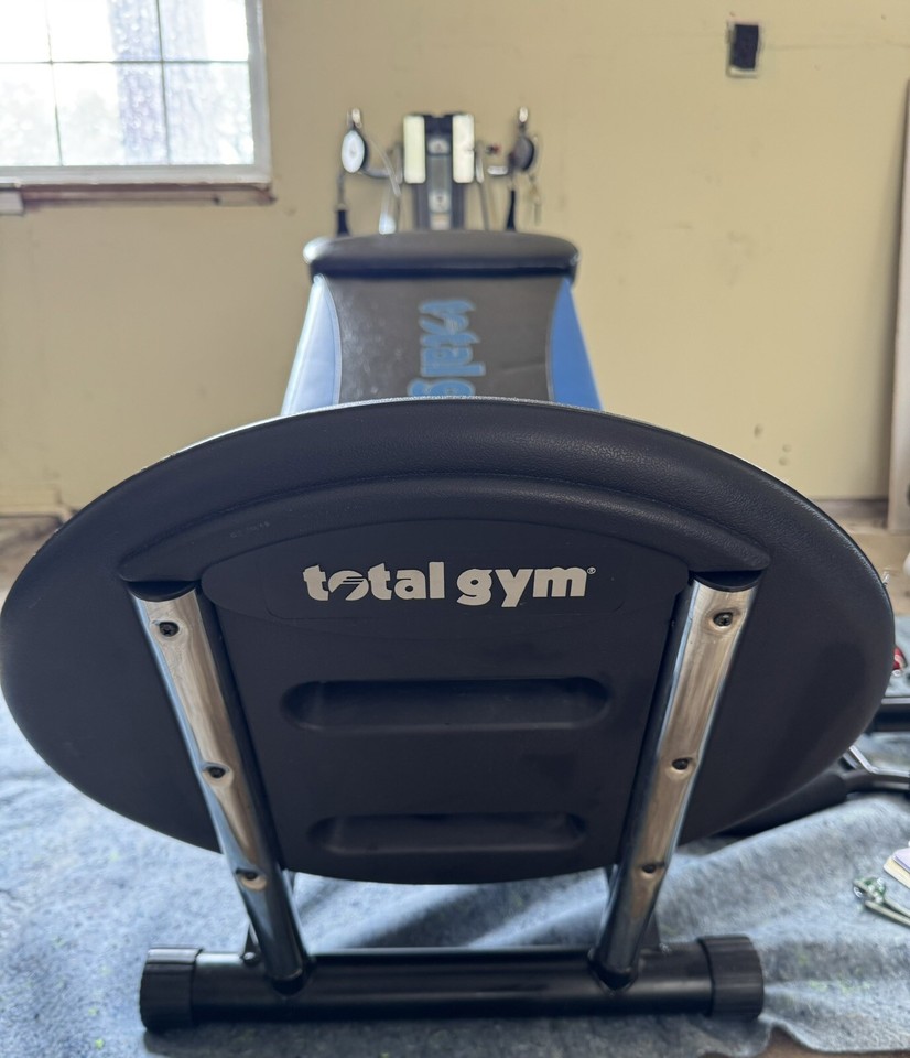 Chuck Norris Total Gym XLS Universal Home Gym Workout Machine 80 ...