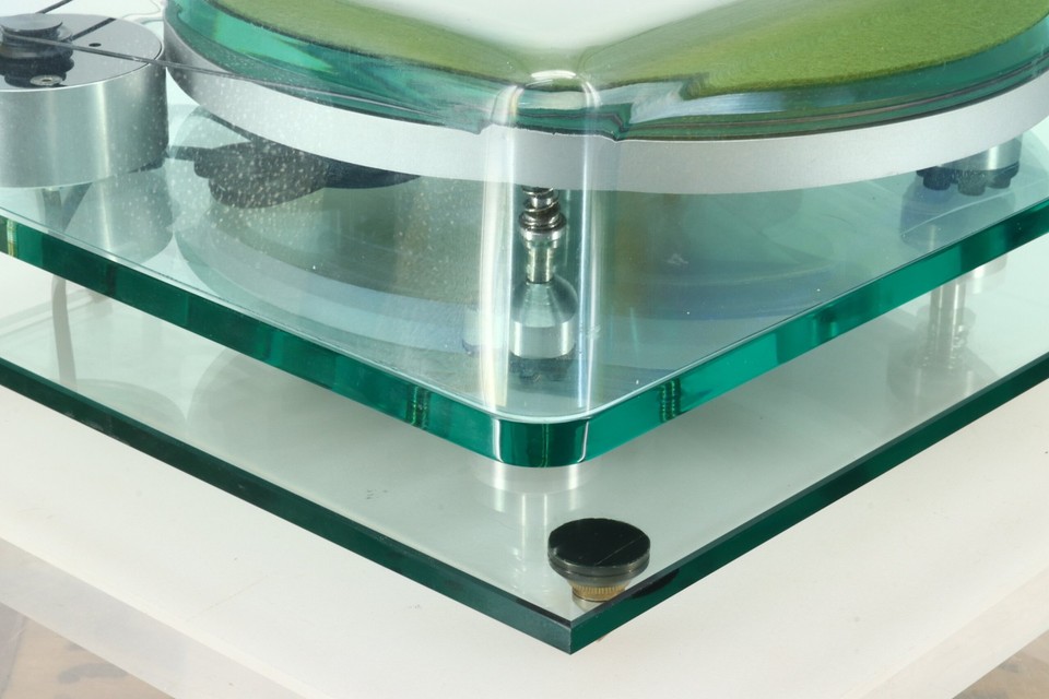 Michell Syncro Turntable/Linn Akito Arm, very good condition, 3 month ...