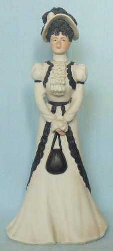 WEDGWOOD FIGURINE CAROLINE THE HYDE PARK COLLECTION | eBay
