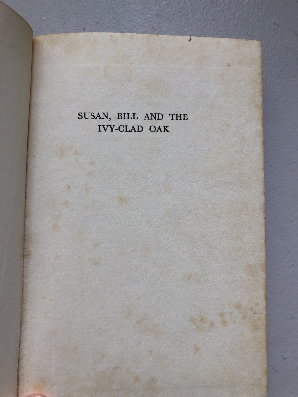 Susan bill and the ivy clad oak by Malcolm Saville Ill Ernest Shepard ...