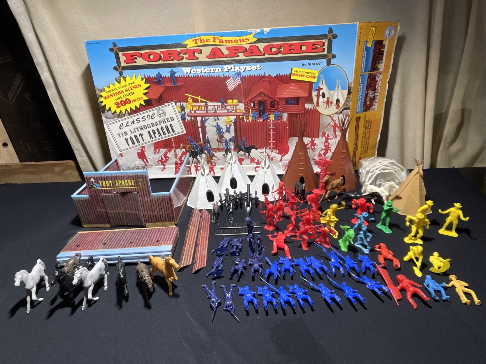 VINTAGE MARX FAMOUS FORT APACHE WESTERN PLAYSET NO. 4502 MIXED TIN ...