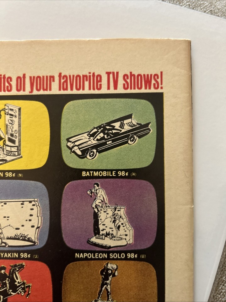 Fantastic Four #61 (Marvel, 1967) VF-/VF Silver Surfer & Sandman App ...