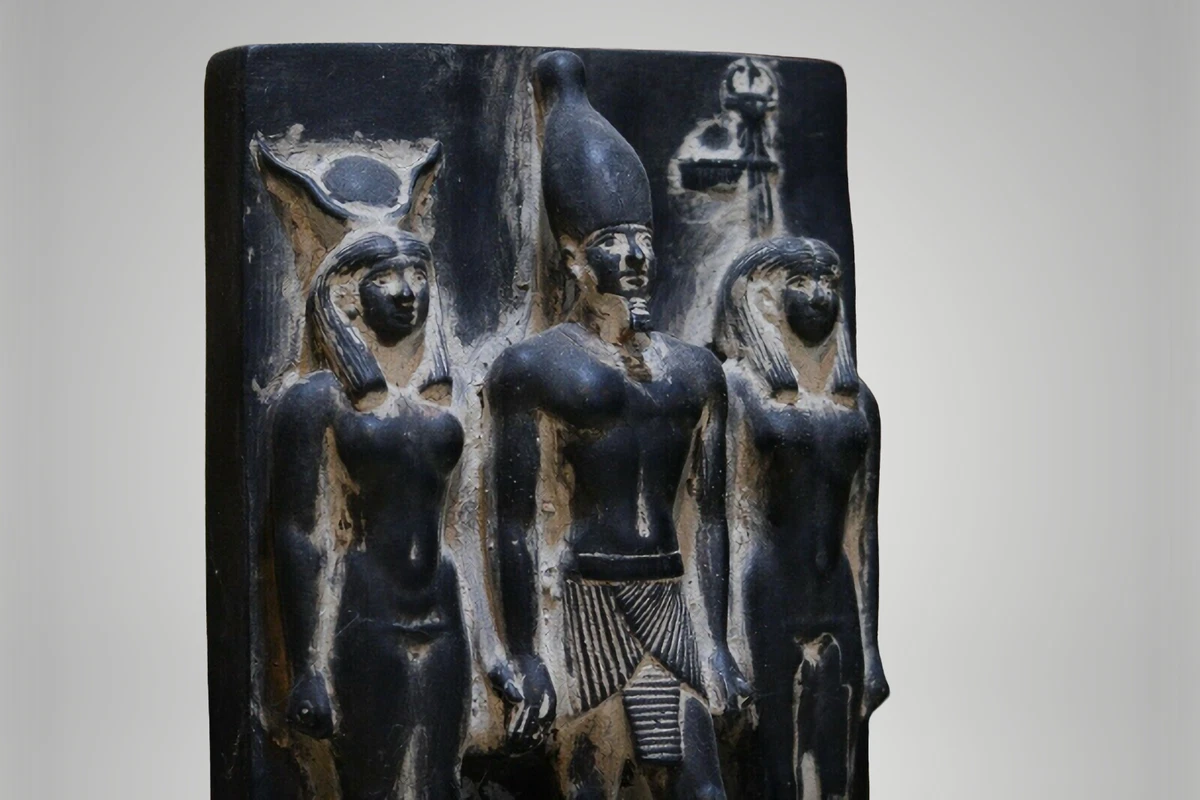 Menkaure And His Wife