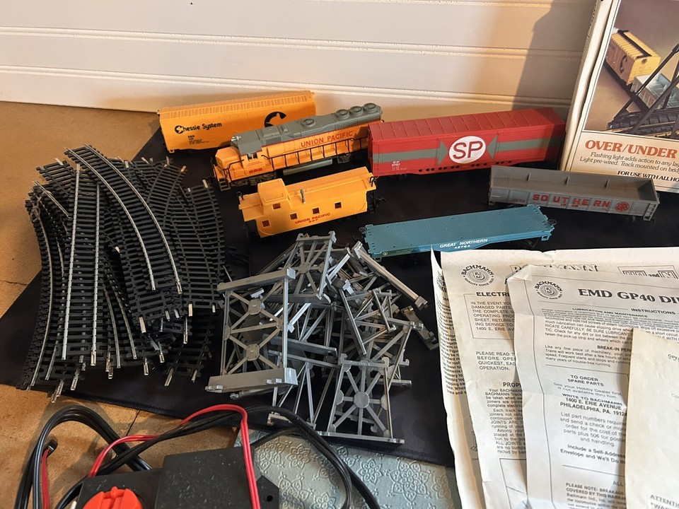 Vintage Bachmann HO Train Set Big Lot Pieces HO Scale Electric Lot ...