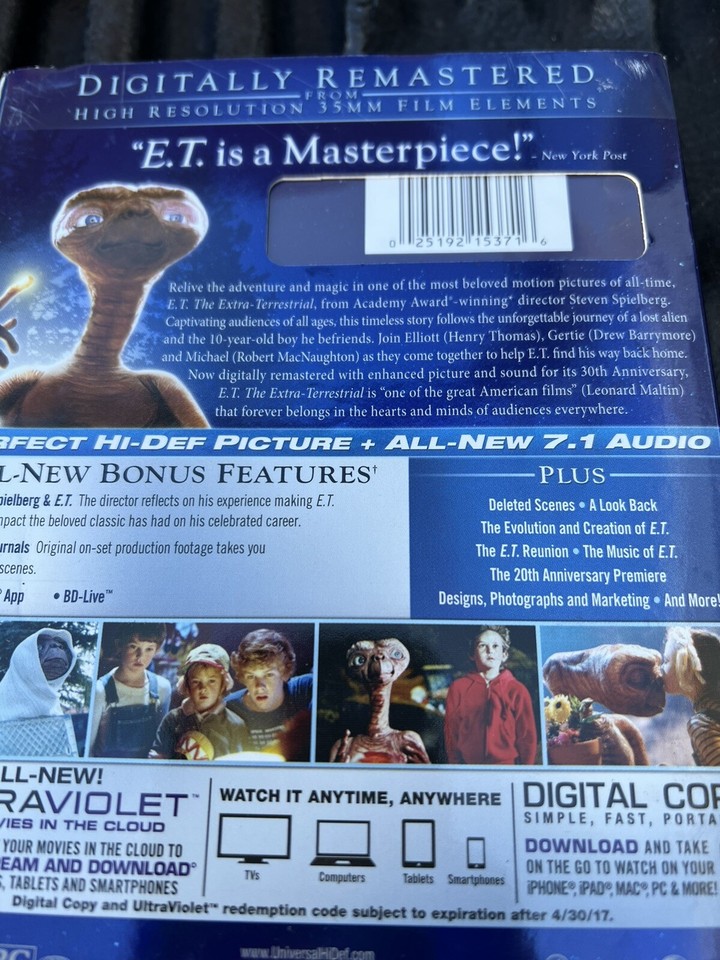 E.T. The Extra-Terrestrial (Blu-ray/DVD, 2012, 2-Disc Set, Anniversary ...