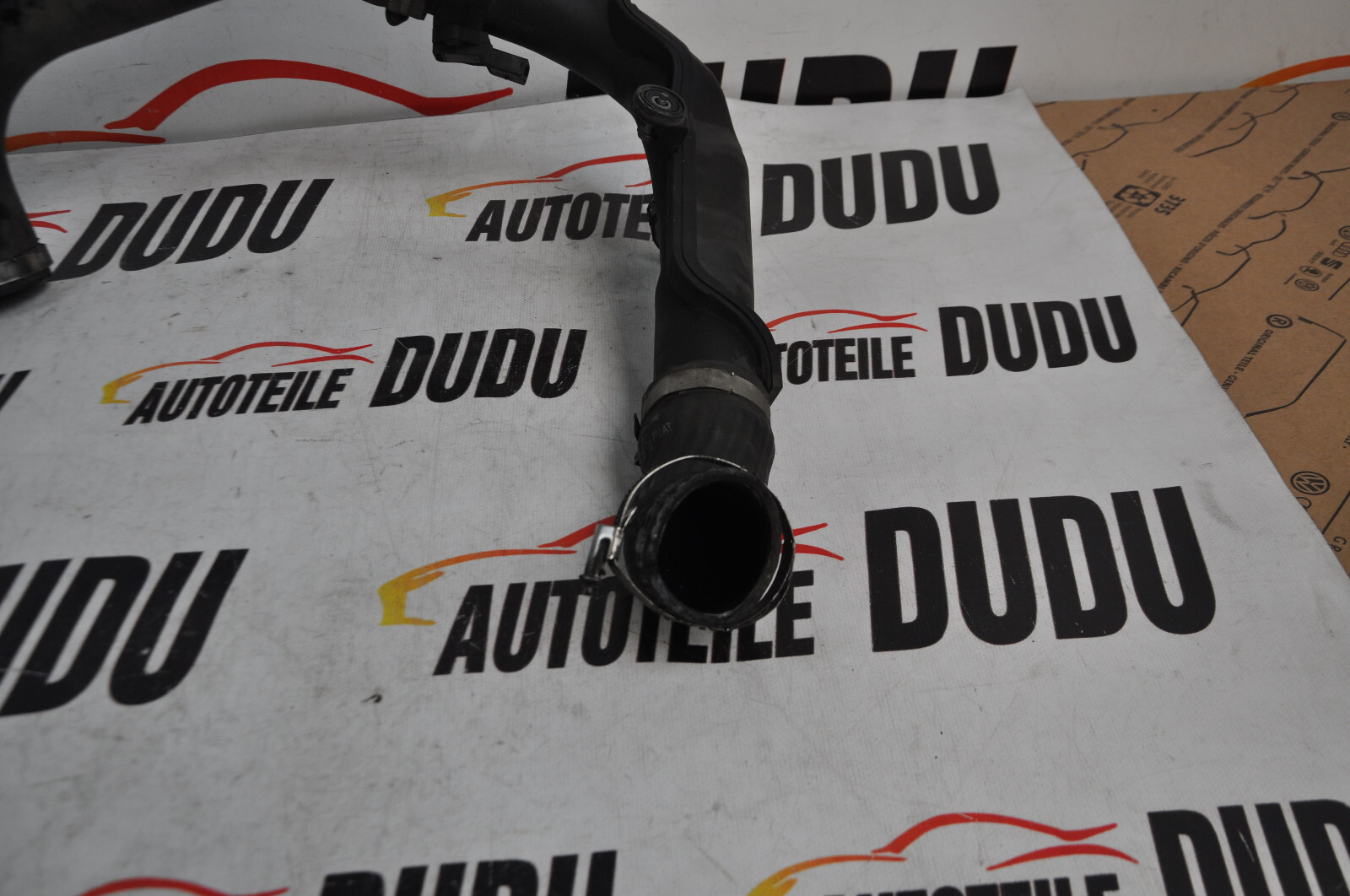 VW AUDI Q3 8U Tiguan 5N Ladeluftschlauch Schlauch Rohr Turbo 2,0 TDI ...