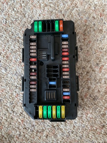 2011-2016 BMW 320 328 330 335 340 M3 Front Fuse Box Relay Module ...