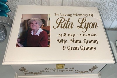 Ashes casket Lock photo on the lid Personalised urn Memory Memorial box ...