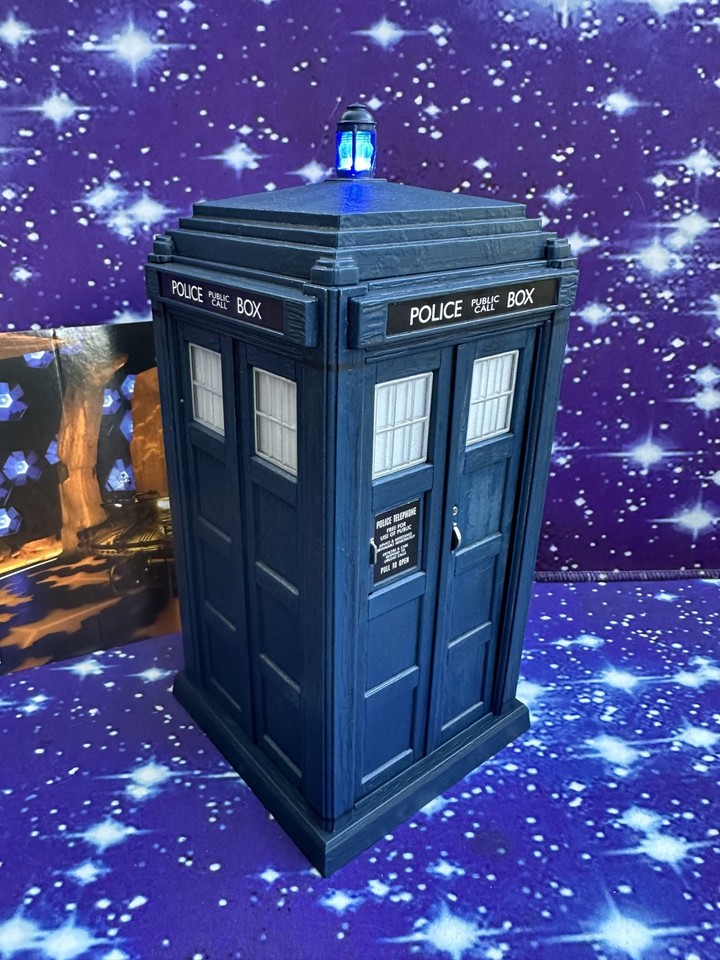 DOCTOR WHO MINT & LOOSE ACTION FIGURE ELECTRONIC 13th/15th DOCTORS ...