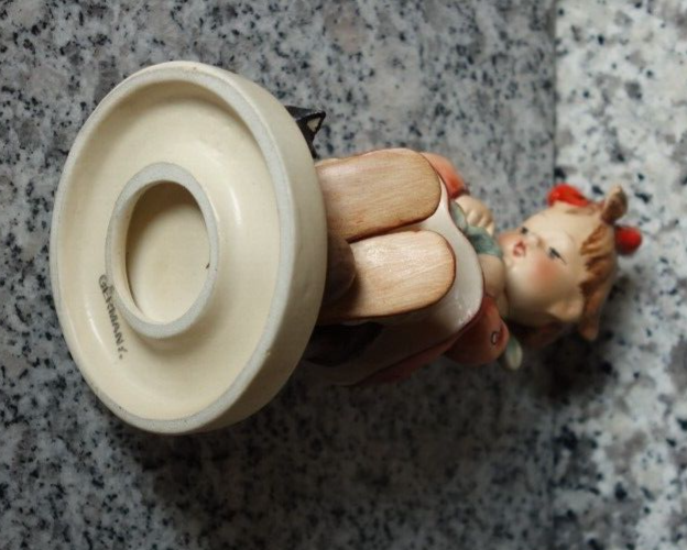 Hummel figurine Hum 133 "Mother's Helper" TMK 1 era * RARE reversed ...