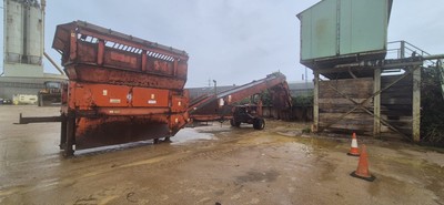 FINLAY 312 MOBILE SCREENER ,SOIL STONE AGGREGATE SCREENER | eBay UK