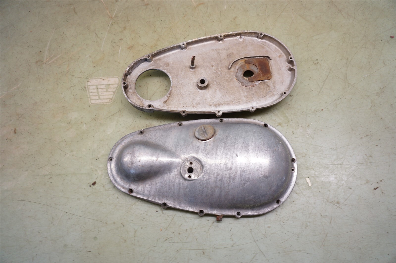 triumph pre unit primary case Inner Outer Tr6 5t Nice *2700 | eBay