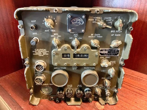 Radio Receiver Collins R-392/URR mit komplettem Manual und Lautsprecher ...