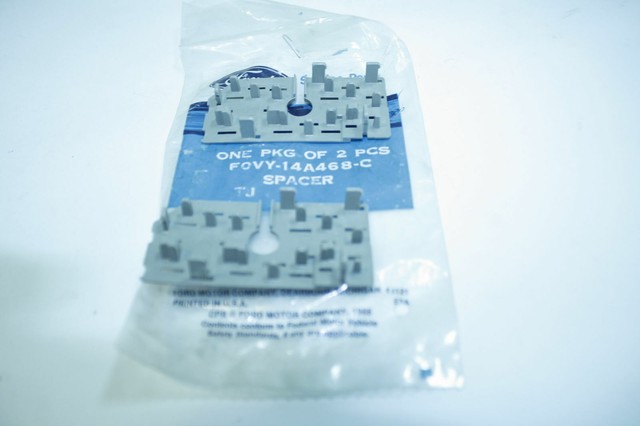 *2 PCS* OEM FORD LINCOLN TOWN CAR 1990-2003 SPACER FOVY-14A468-C for ...