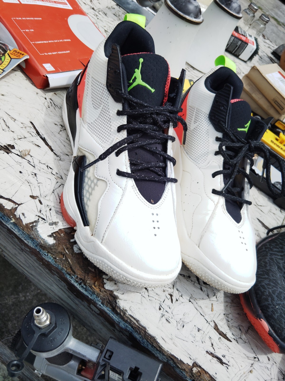 Nike Air Jordan 1 Zoom 92 Sail Black Flash Zoom Retro… - Gem