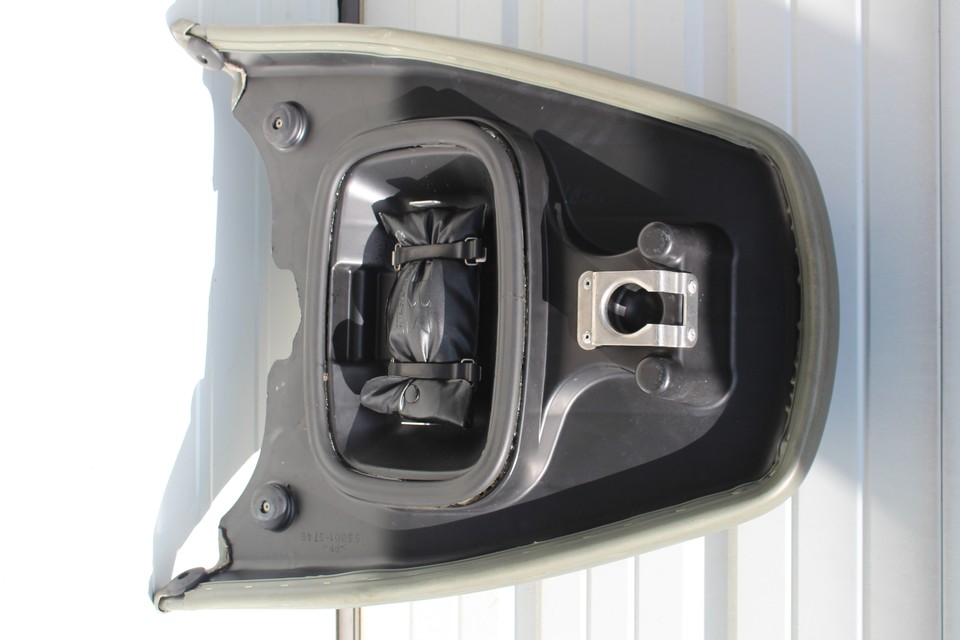 Kawasaki STX 1100 DI REAR BACK PASSENGER TANDEM SEAT SILVER GRAY GREY ...