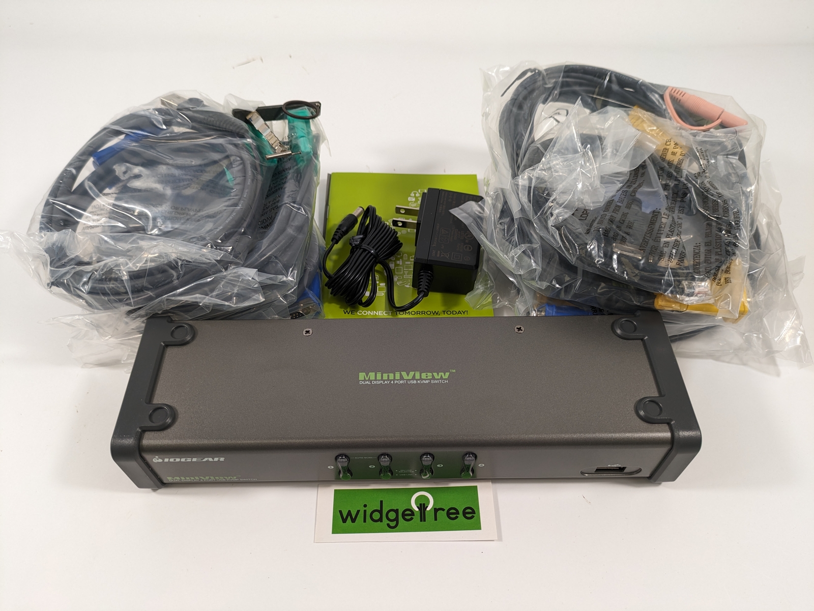 ATEN IOGEAR MiniView (GCS1744) 4-Ports External KVM / audio / USB ...