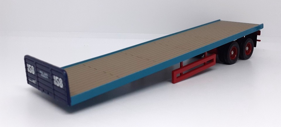 Corgi Flatbed Trailer Bassett Roadways 1:50 Scale Die Cast Model | eBay UK