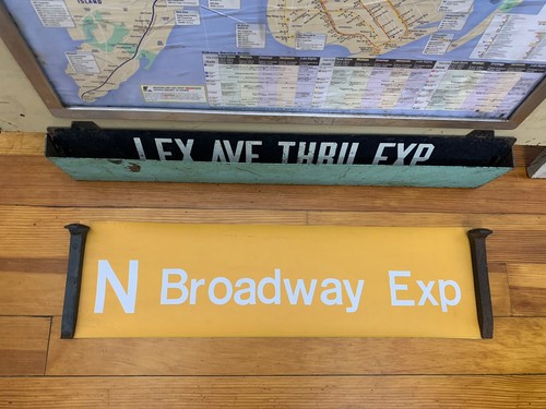NY NYC SUBWAY ROLL SIGN NYCTA 1969 N BROADWAY THEATER EXPRESS COLOR ...