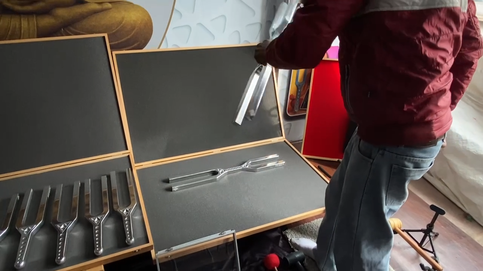 DNA KEY Giant Tuning Fork™ | Dual Frequency F 342Hz & C 512Hz | Big ...