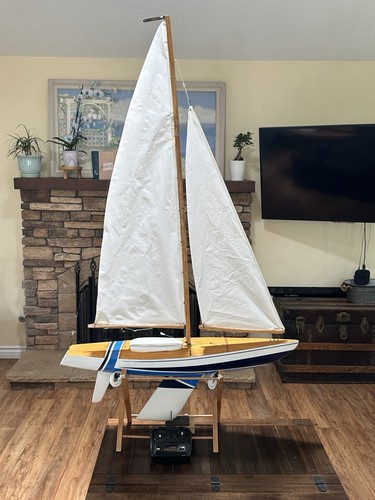 Victor Model Products Soling One Meyer R/C Yacht Sail Boat Built ...