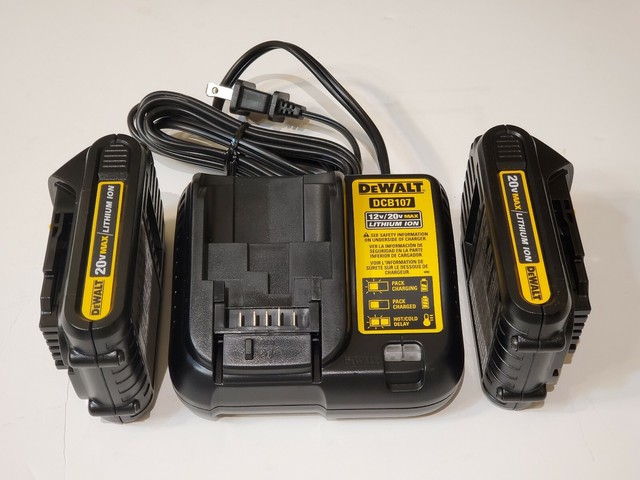 DEWALT Dcb107 12v/20v Lithium Ion Charger & 20v Battery Dcb207 Combo ...