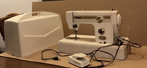 RARE Vintage Necchi-Alco Sewing Machine/No.4567/with Case/18”/TESTED ...