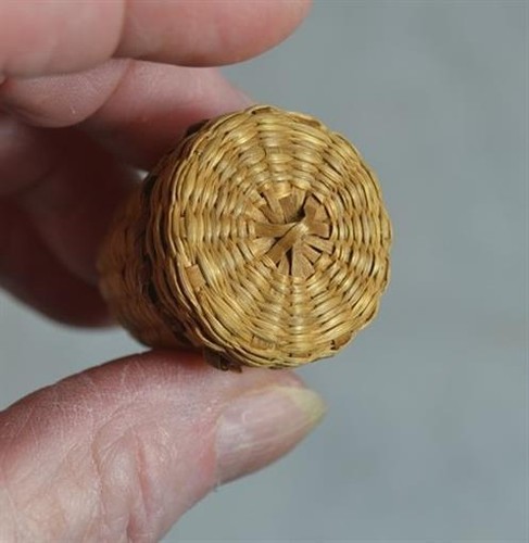 antique sewing thimble basket +thimble sweet grass Abenaki native ...