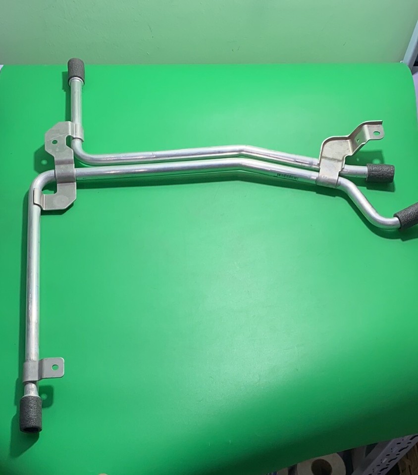 Audi A4 A5 A6 C7 A7 3.0L OEM Oil Cooler Coolant Tube | 06E 121 083 F ...