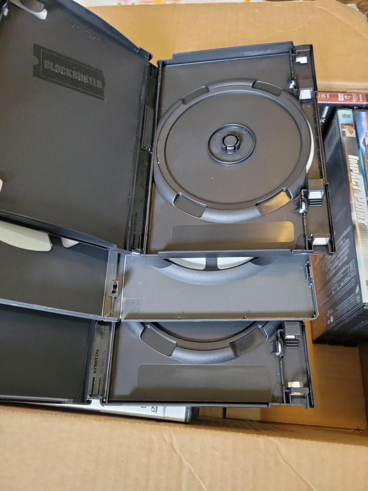 LOT 31 EMPTY DVD CASES w/ ARTWORK SLEEVES GOOD CONDITION, (NO DISCS ...